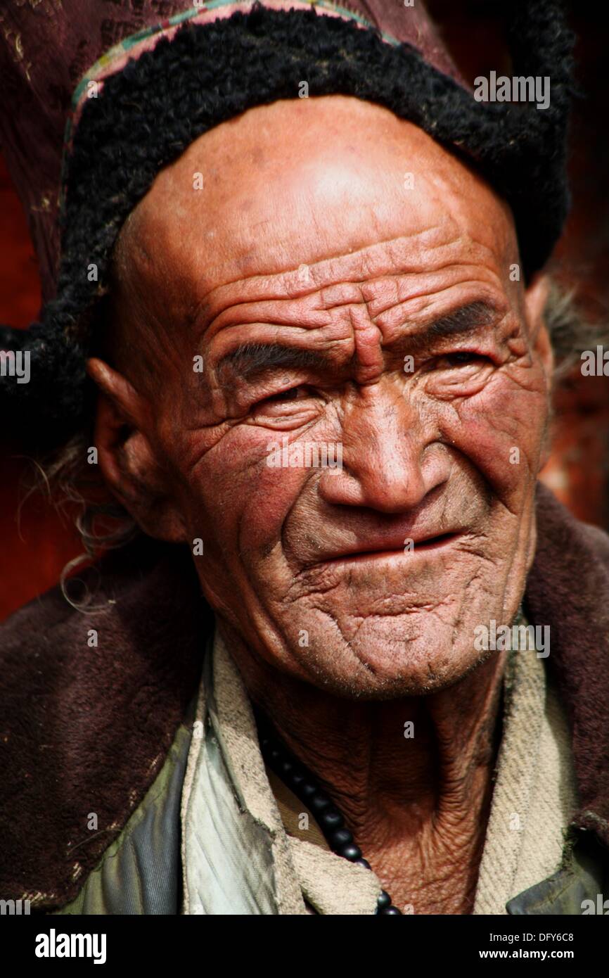 Chaddar trek hi-res stock photography and images - Alamy