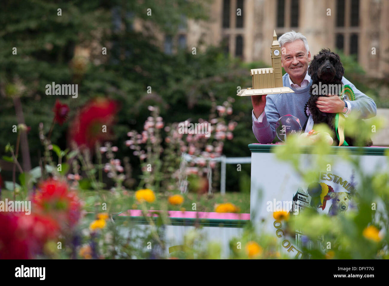 London, UK. Thursday 10th October 2013. The winner Alan Duncan MP and ...