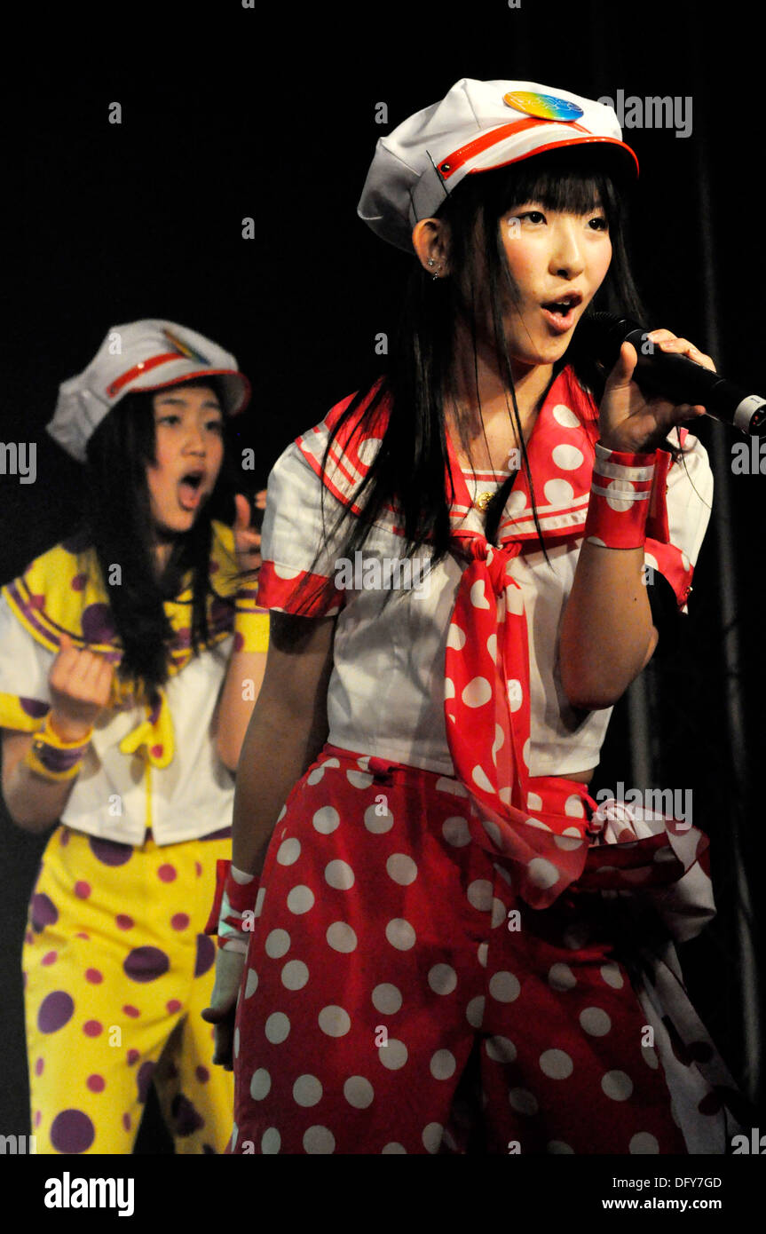 J pop performance hi-res stock photography and images - Alamy