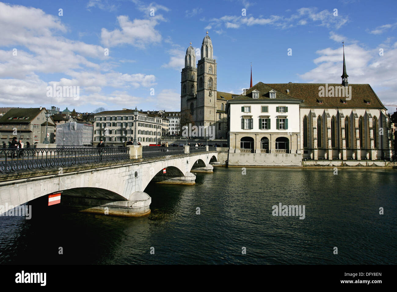 Muenster bridge zurich hi-res stock photography and images - Alamy
