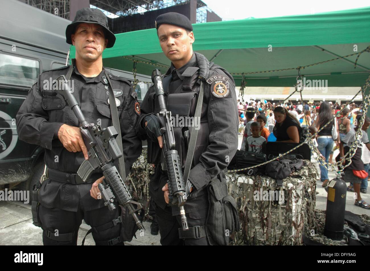 Elite soldiers hi-res stock photography and images - Alamy