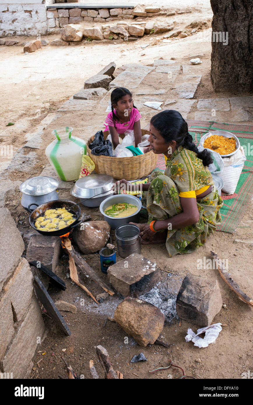 Deep fried traditional indian snack hi-res stock photography and images ...