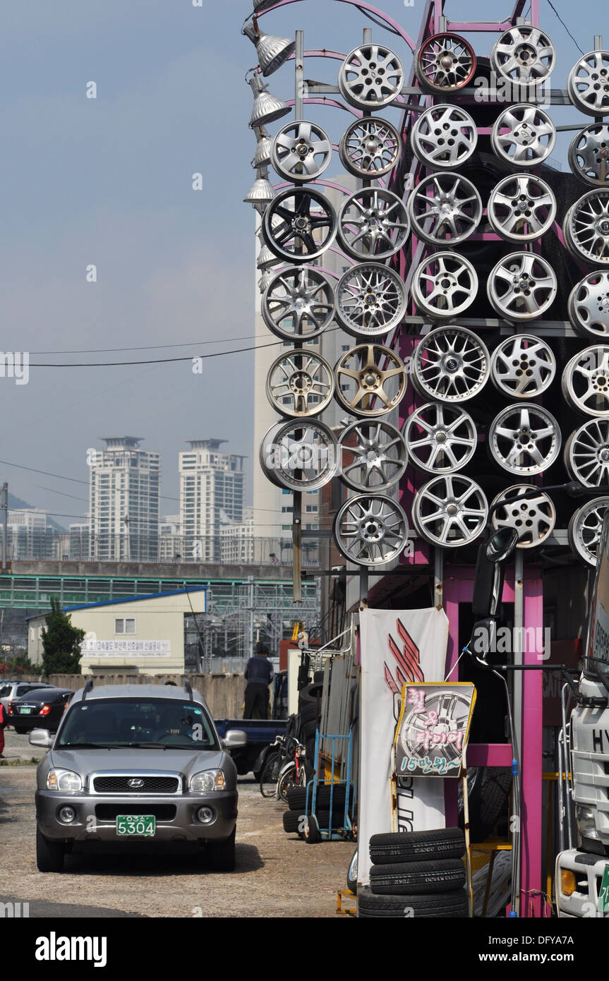 Busan (South Korea): rims by a cars shop in Nam-gu neighborhood Stock ...