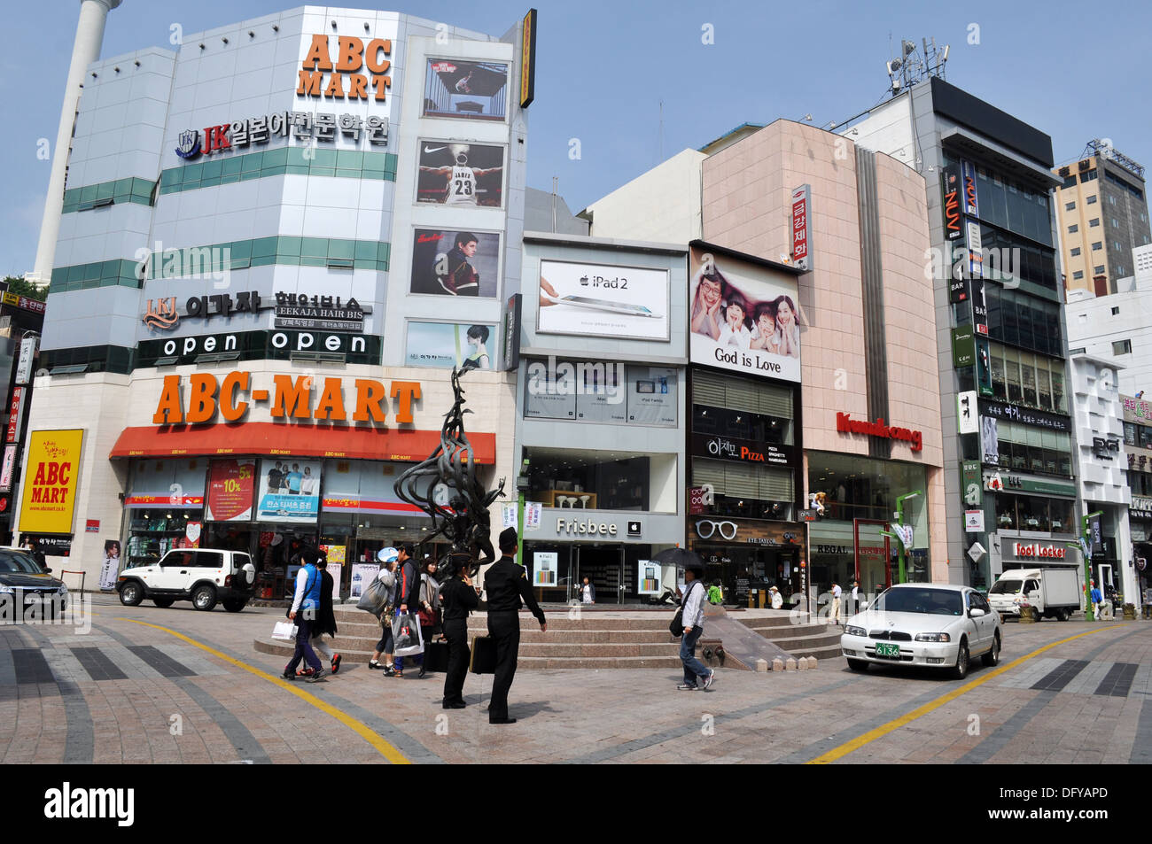 Fashion street busan korea hi-res stock photography and images - Alamy