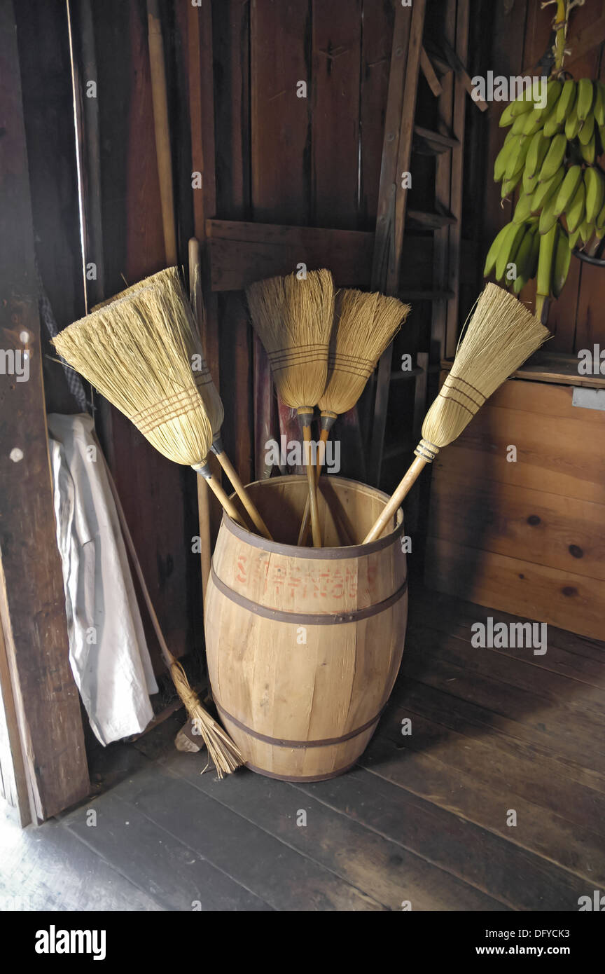 American brooms hi-res stock photography and images - Alamy