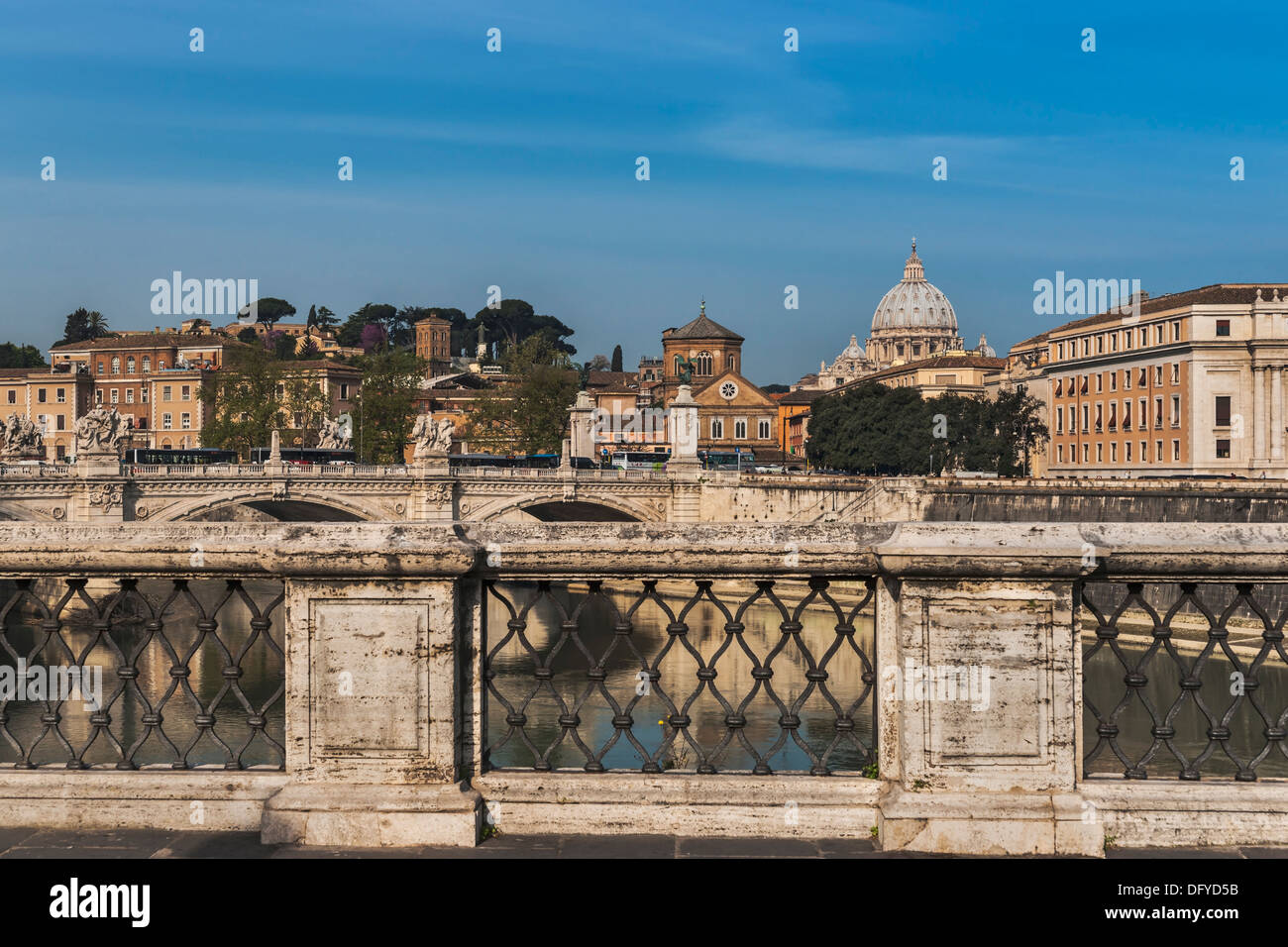 Petersbasilika hi-res stock photography and images - Alamy