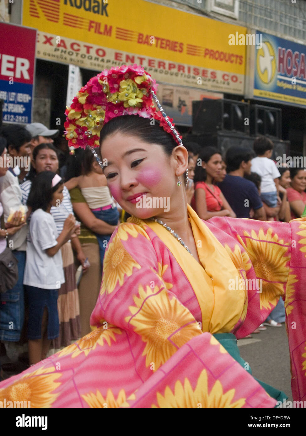 Japanese dance cebu hi-res stock photography and images - Alamy
