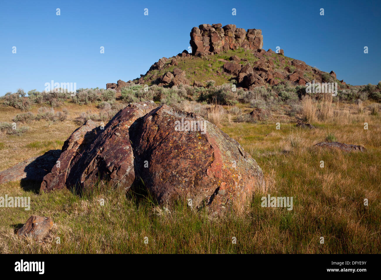 Basalt boulders hi-res stock photography and images - Alamy
