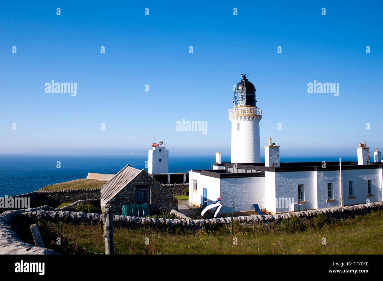 dunnet head point lighthouse Stock Photo - Alamy