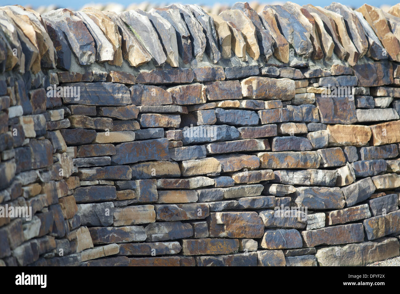 Curved stone wall hi-res stock photography and images - Alamy