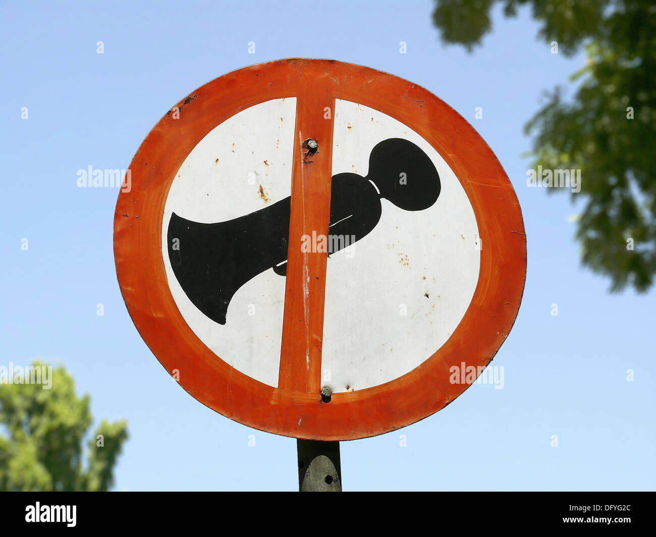 Traffic Sign No Horn Stock Photos & Traffic Sign No Horn Stock Images ...