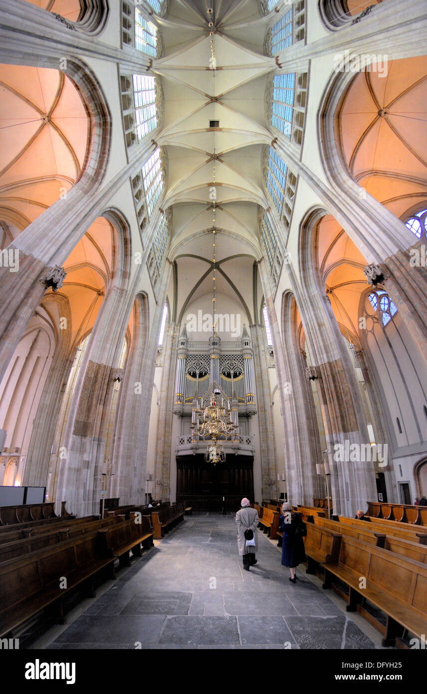 Utrecht cathedral interior hi-res stock photography and images - Alamy