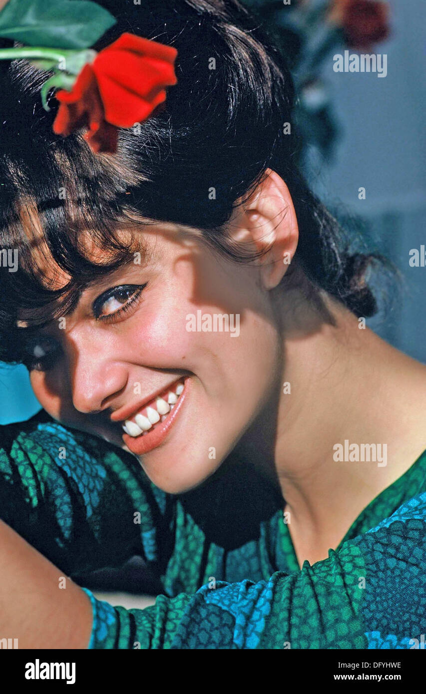 Claudia cardinale hi-res stock photography and images - Alamy