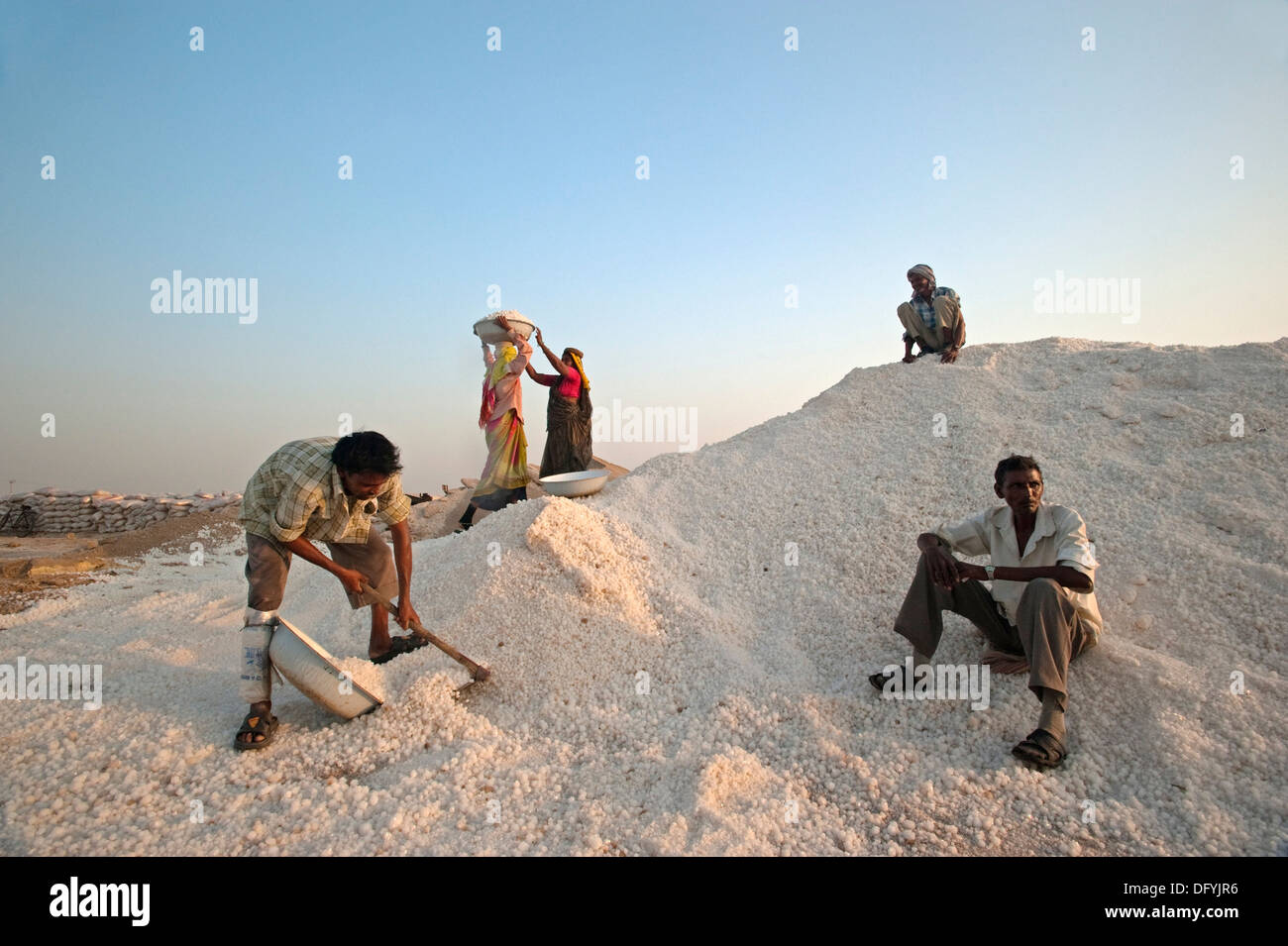 Khach hi-res stock photography and images - Alamy