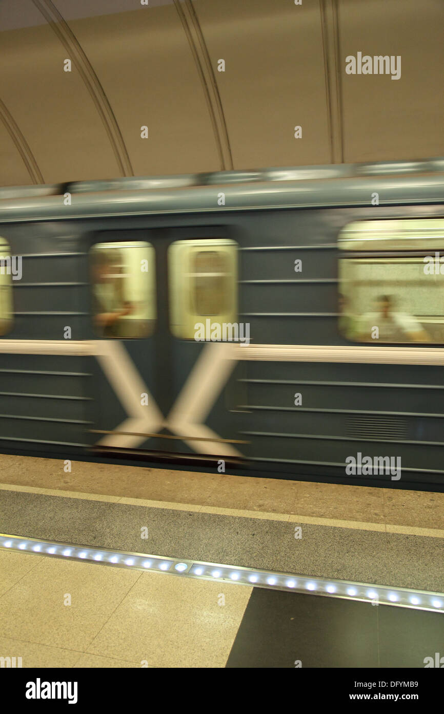 Turnstile metro underground subway hi-res stock photography and images ...