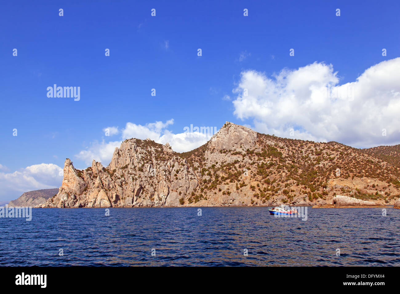 Crimea landscape mountains hi-res stock photography and images - Alamy