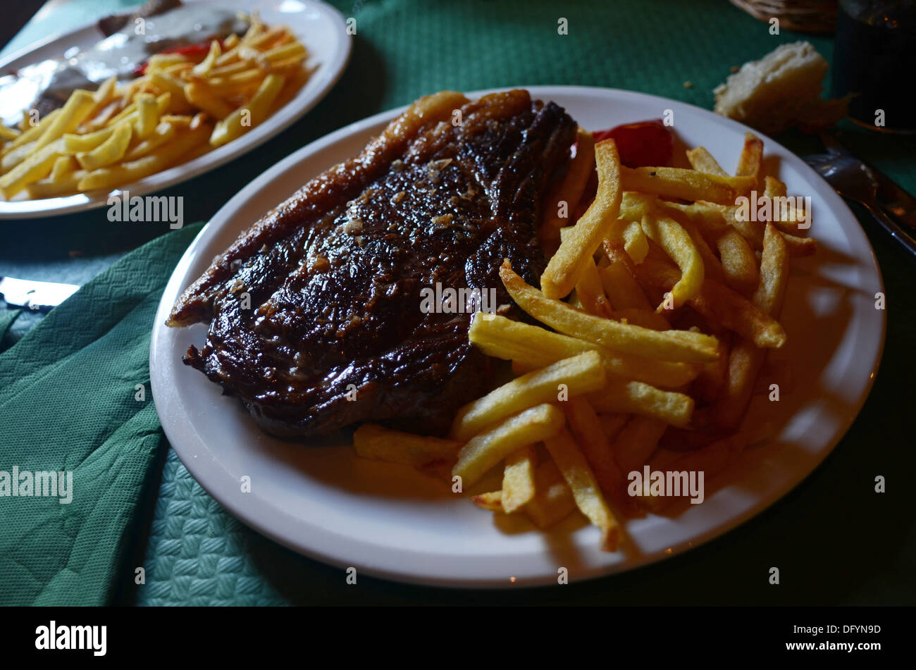 Beef entrecote french fries hi-res stock photography and images - Alamy