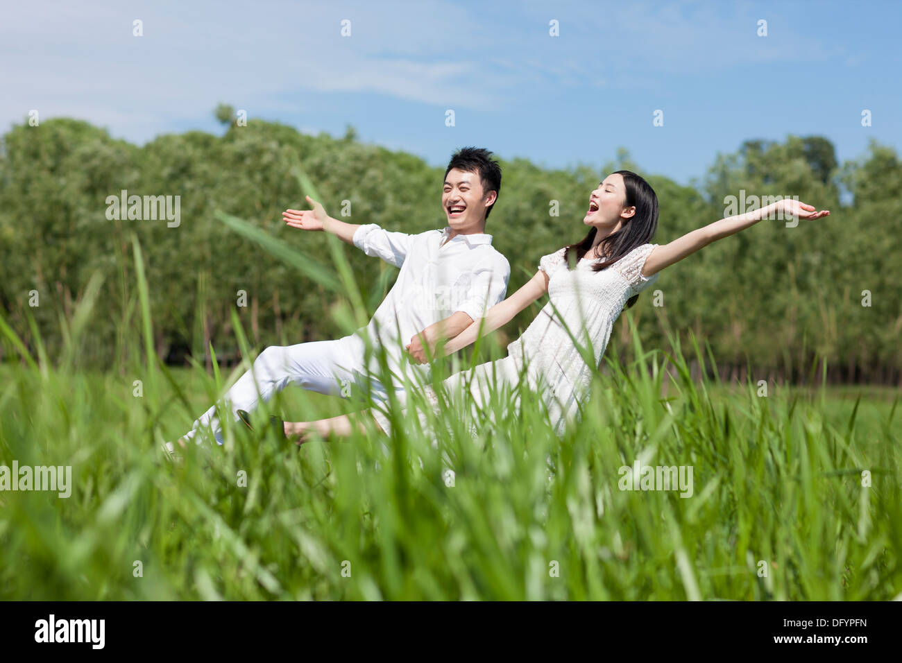 Sweet couple dancing hi-res stock photography and images - Alamy