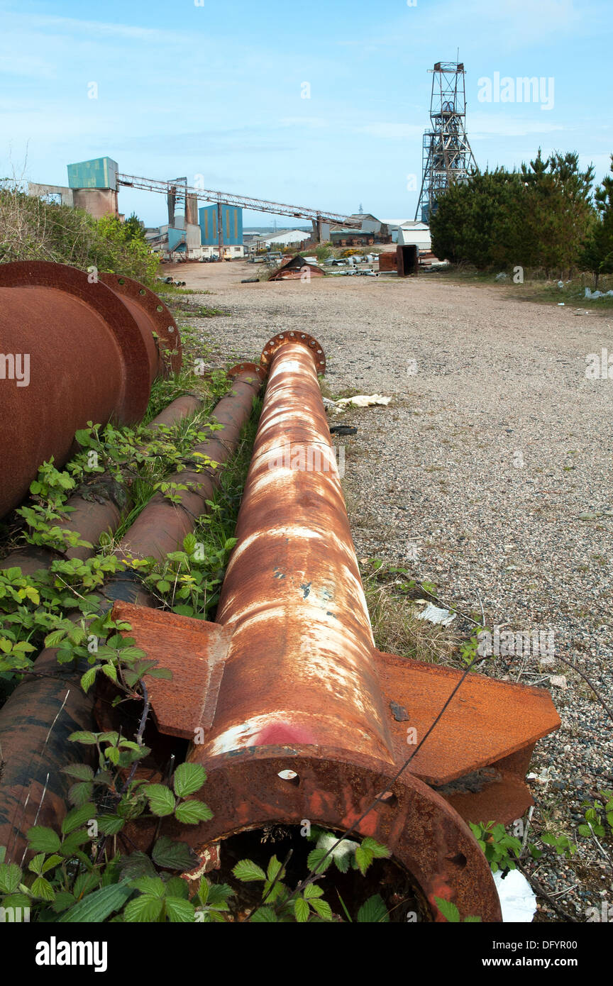 Mine closure hi-res stock photography and images - Alamy