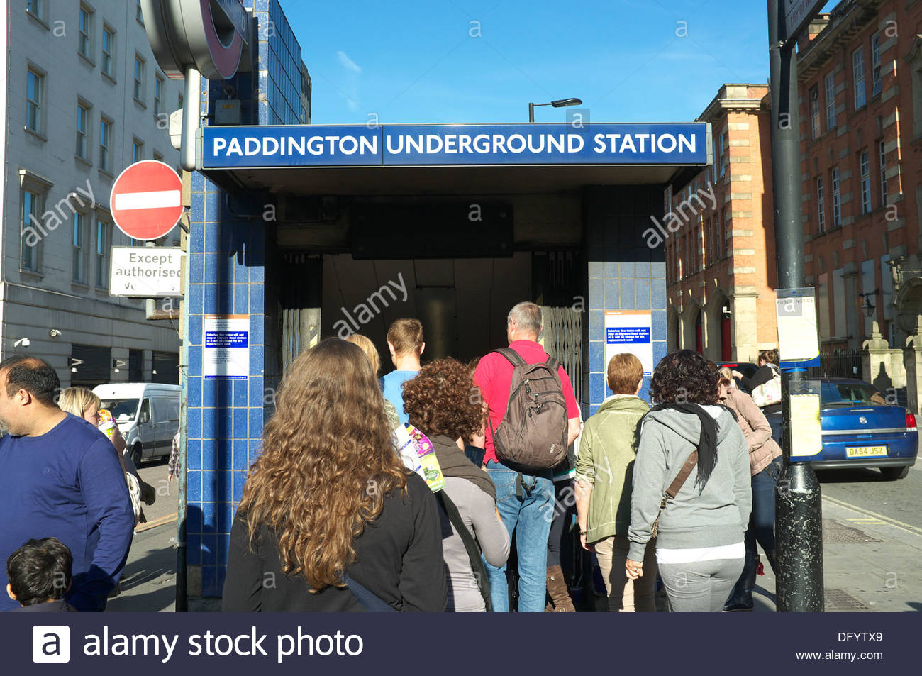 Paddington Underground Station High Resolution Stock Photography and ...