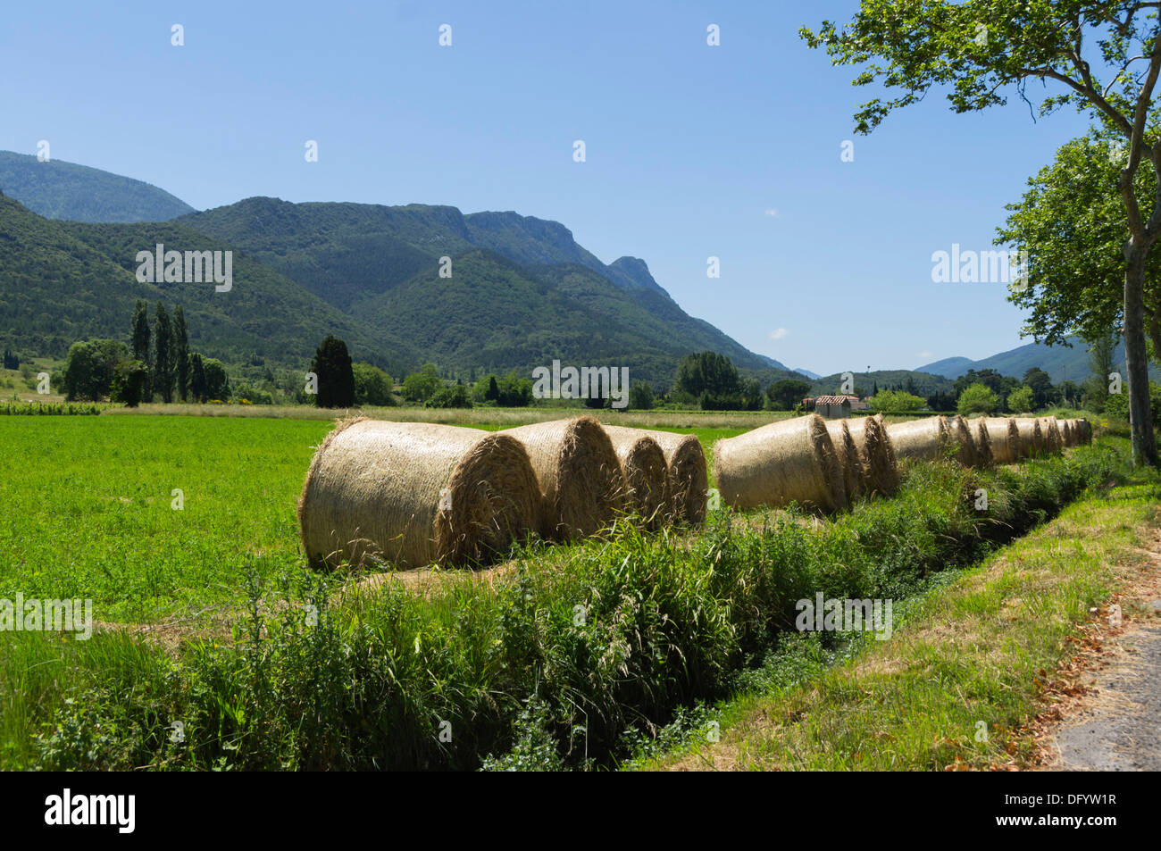 French farming landscape hi-res stock photography and images - Alamy