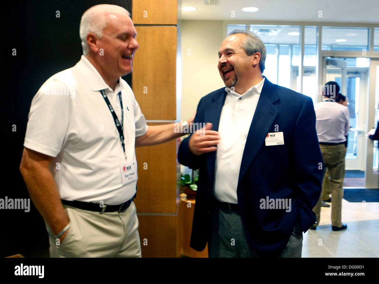 Safety garments hi-res stock photography and images - Alamy