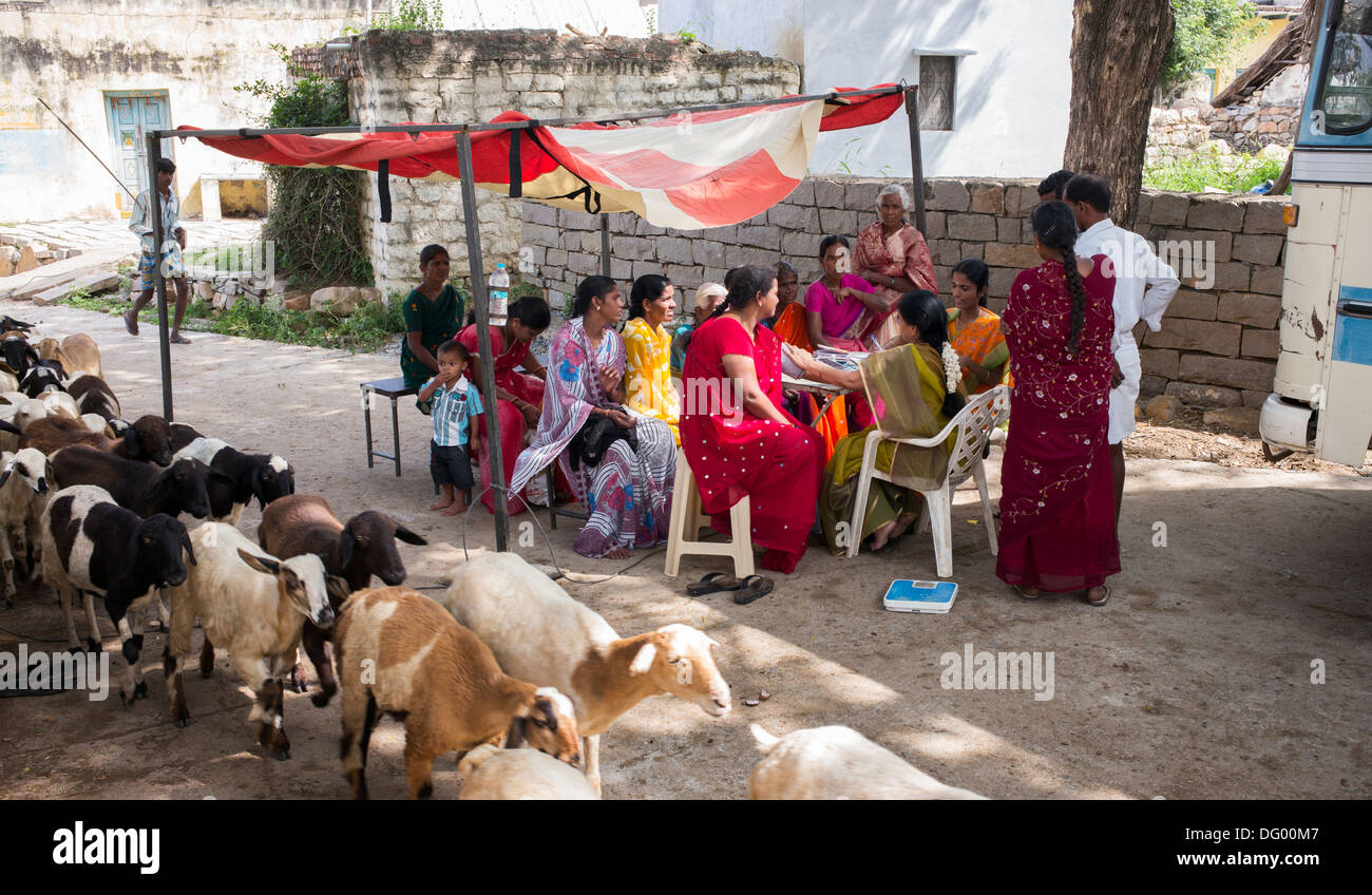 Rural hospital india hi-res stock photography and images - Alamy