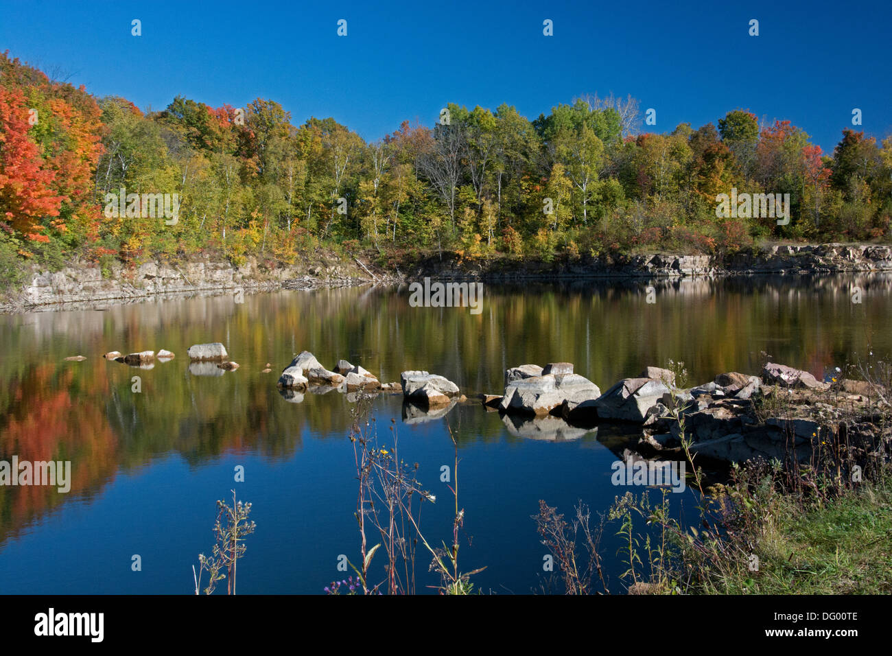 An autumn view of the abandoned rock quarry in Vaudreuil, Quebec Stock ...