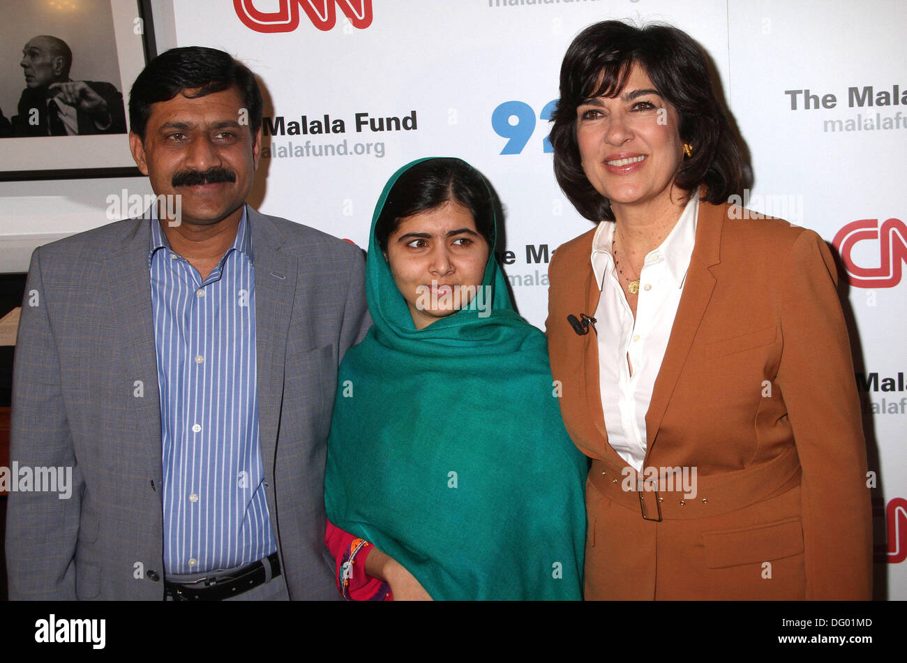 Ziauddin yousafzai and malala yousafzai hi-res stock photography and ...
