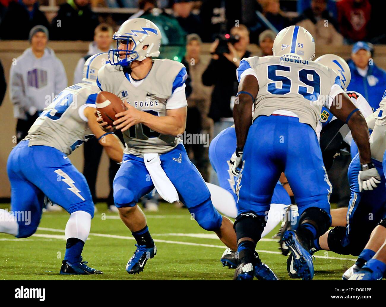 Colorado Springs, Colorado, USA. 10th Oct, 2013. Air Force quarterback ...