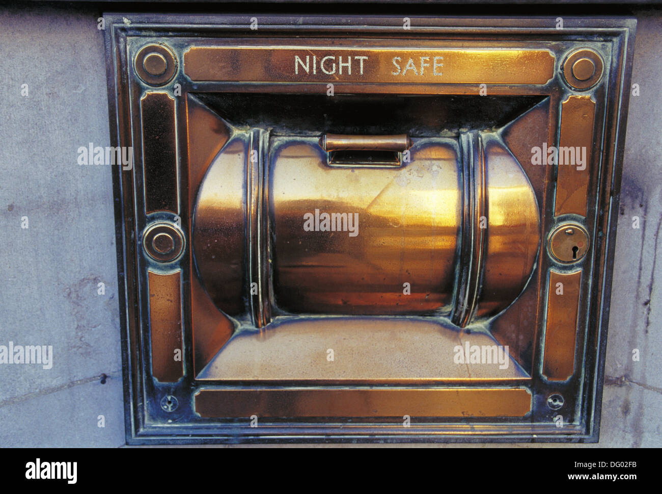Bank wall night safe hi-res stock photography and images - Alamy