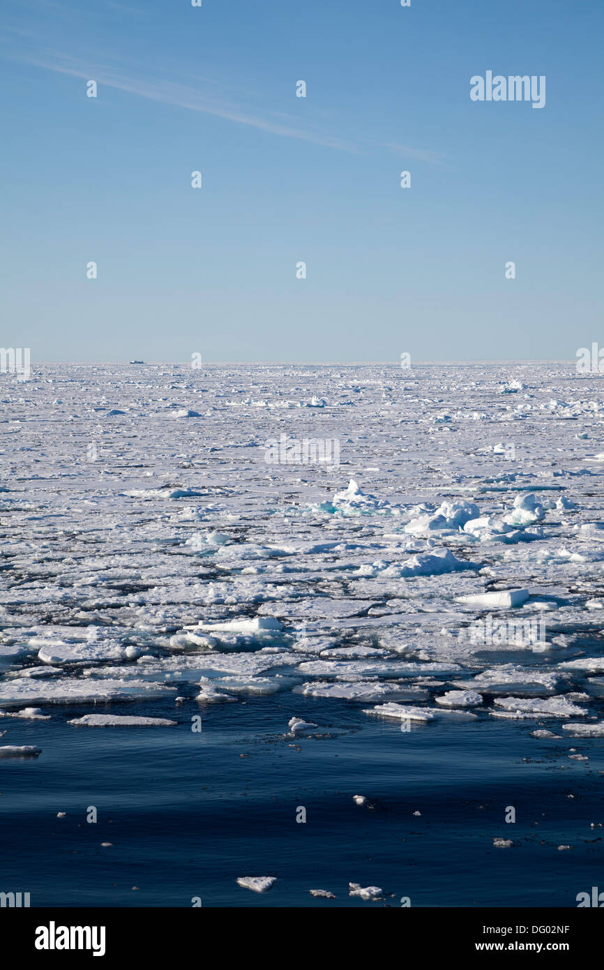 Light pack ice above the 80th parallel, Norwegian Arctic Stock Photo ...
