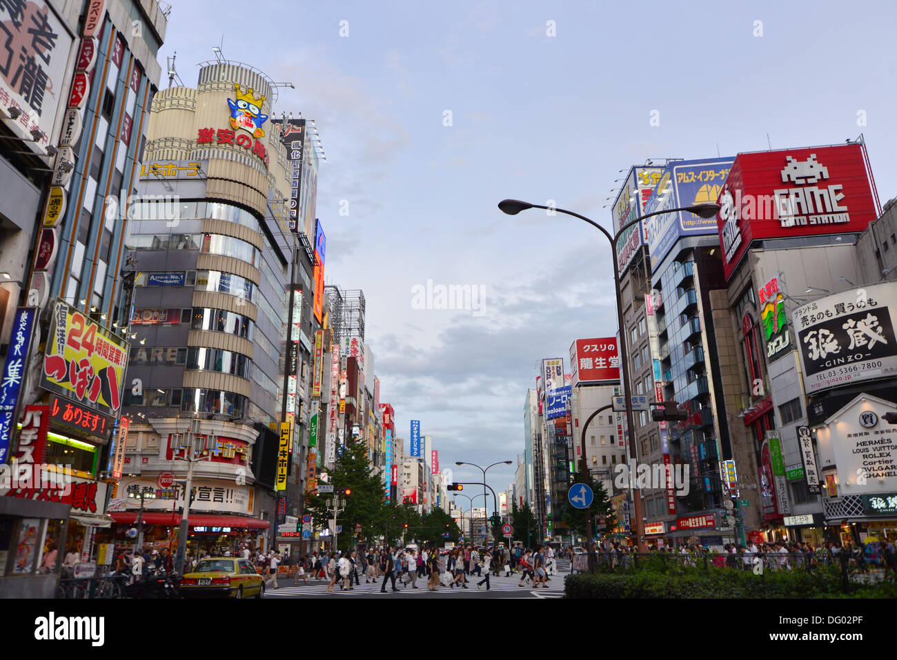 Street view of out side of Shinjuku station east exit area in central ...