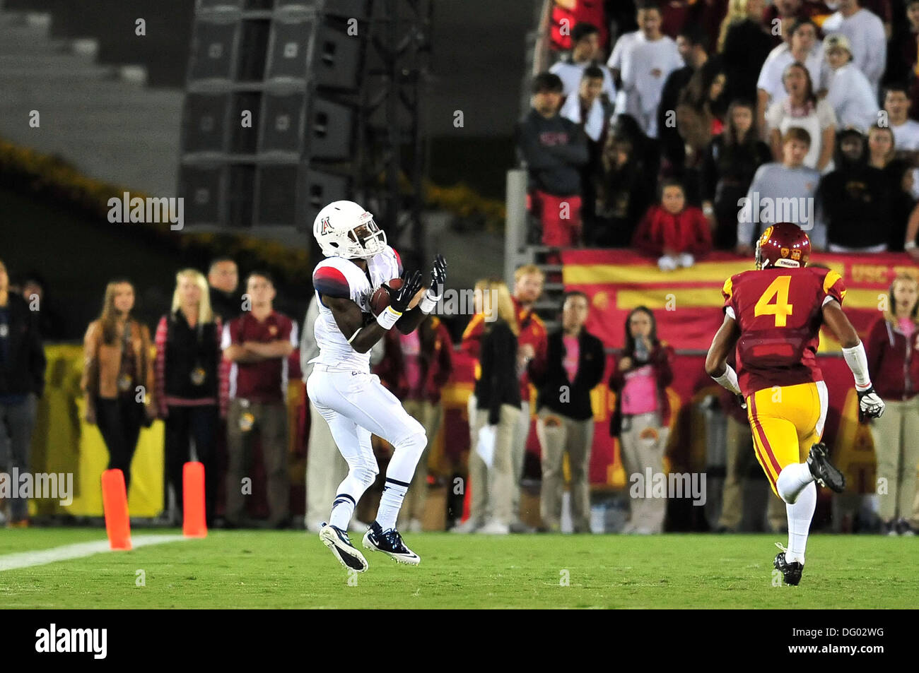 October 10, 2013 Los Angeles, CA.Arizona Wildcats wide receiver Garic ...