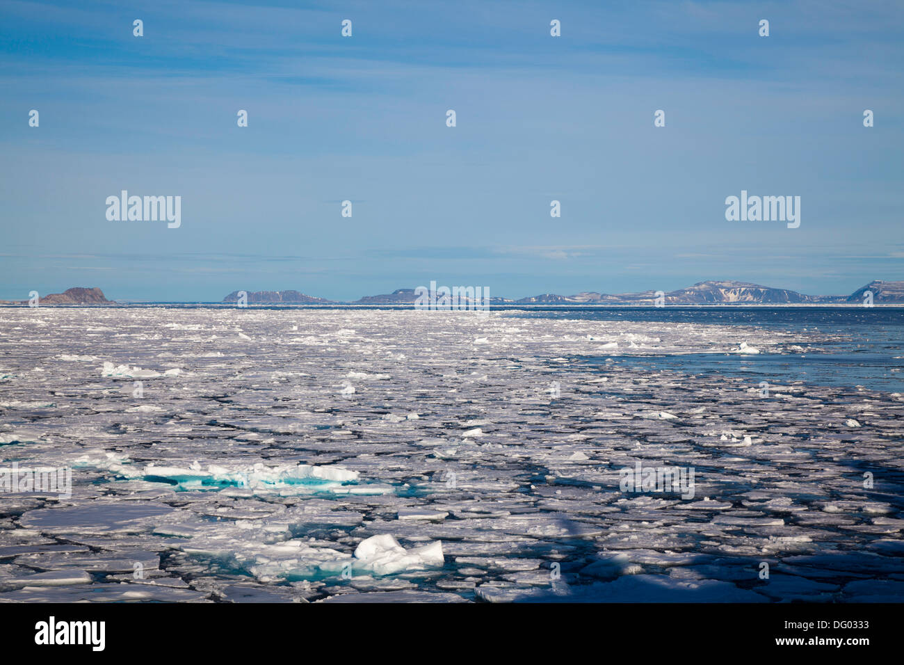 80th Parallel North High Resolution Stock Photography and Images - Alamy