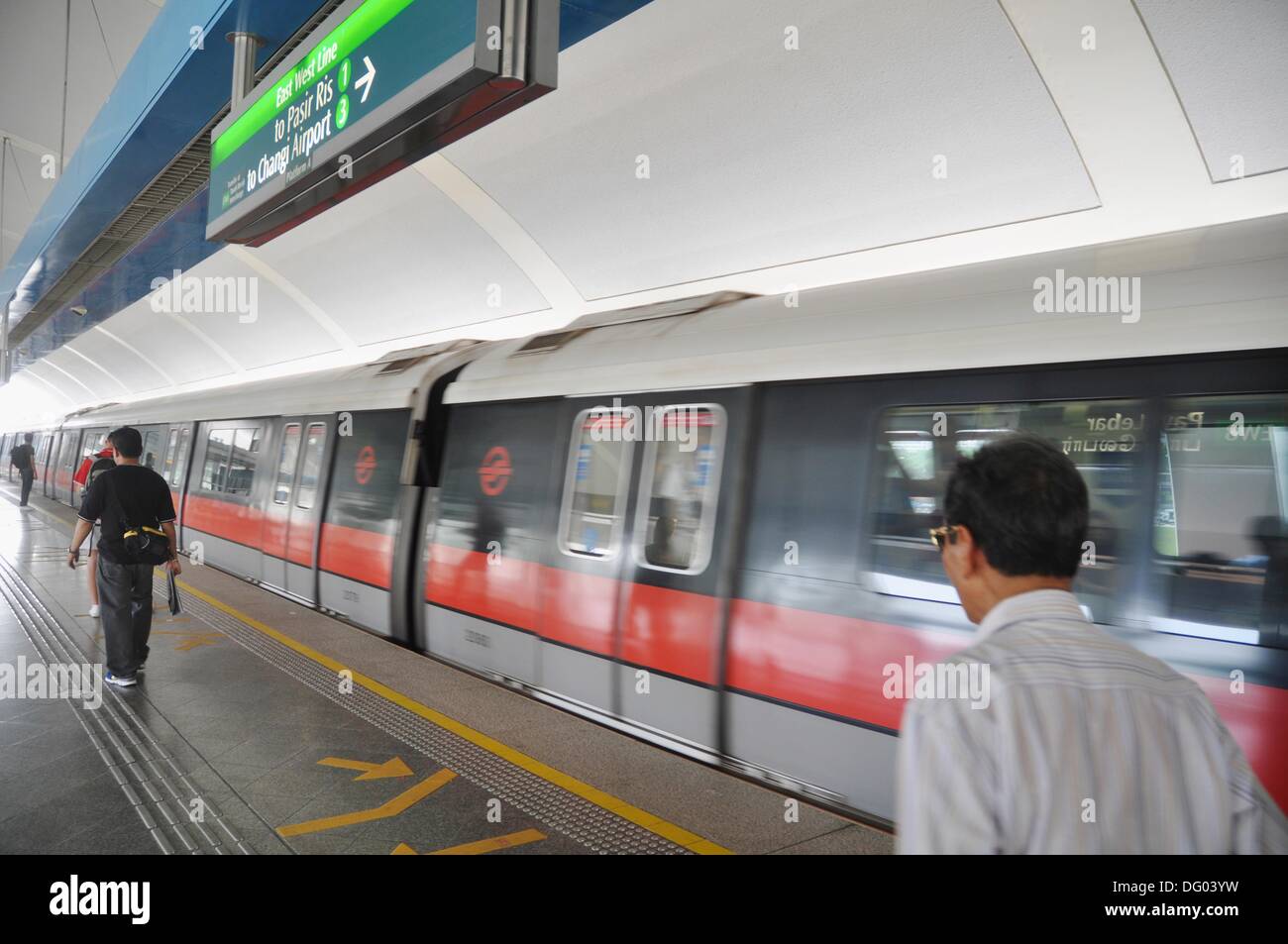 Mrt image hi-res stock photography and images - Alamy
