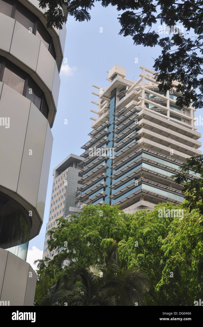 Triangle buildings hi-res stock photography and images - Alamy