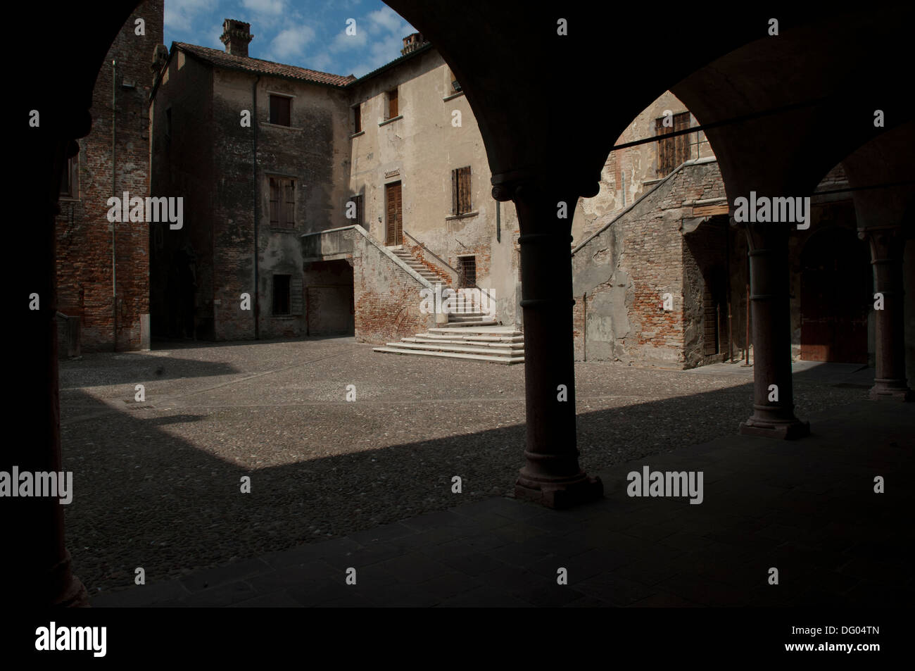 Italy, Veneto, Nogarole Rocca, castle, medieval, town hall, travel ...