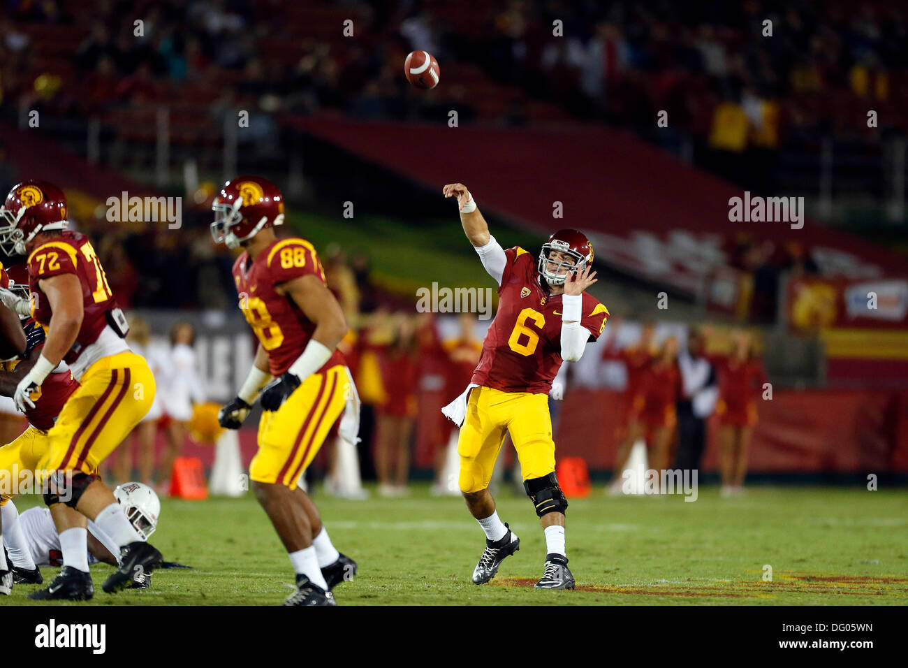 Los Angeles, California, USA. 10th Oct, 2013. USC Trojans quarterback ...