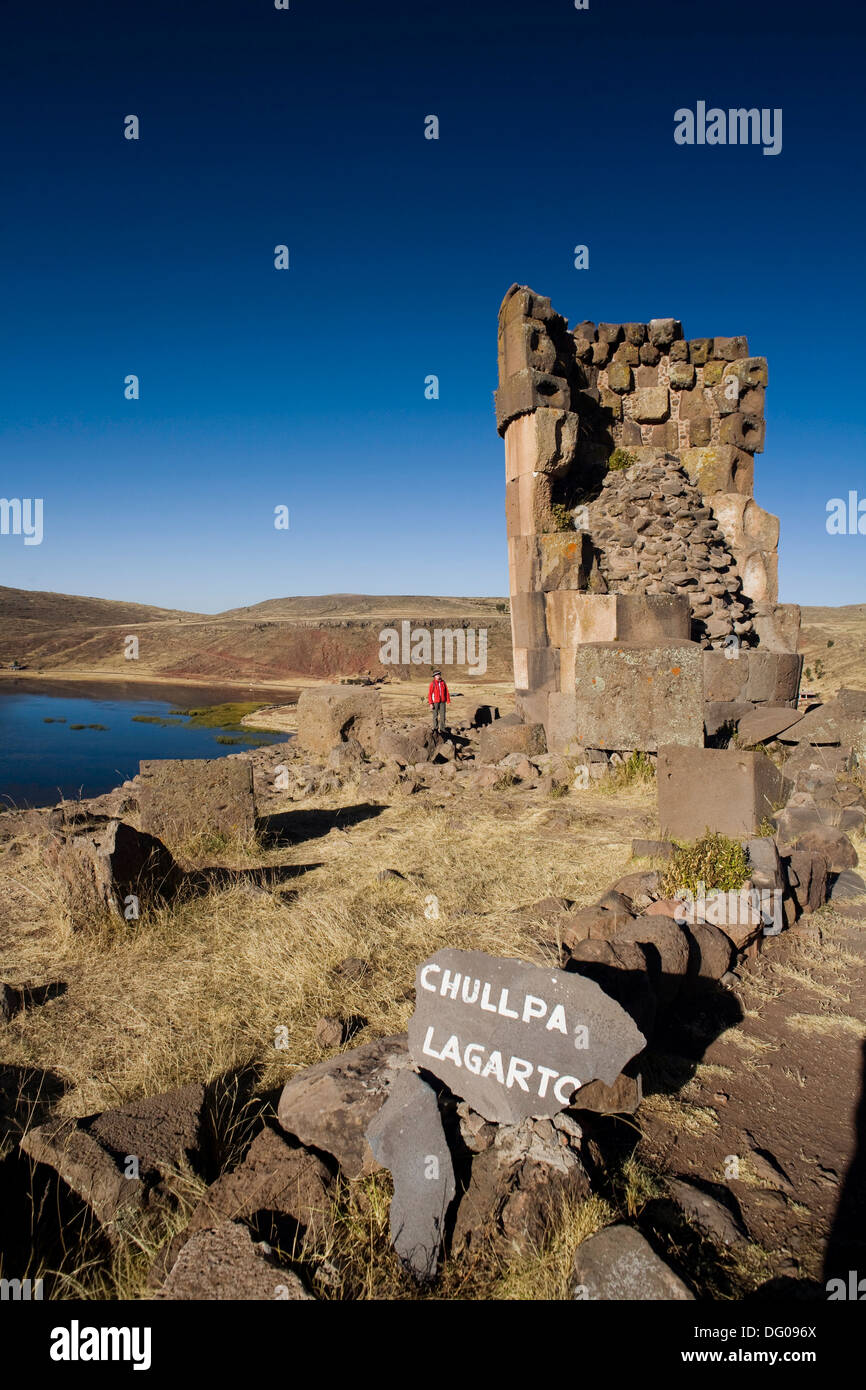 Sillustani pre inca cemetery hi-res stock photography and images - Alamy