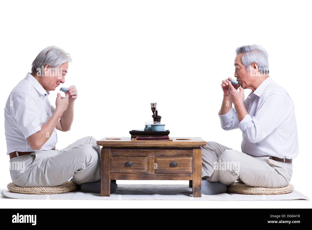 Men having afternoon tea hi-res stock photography and images - Alamy