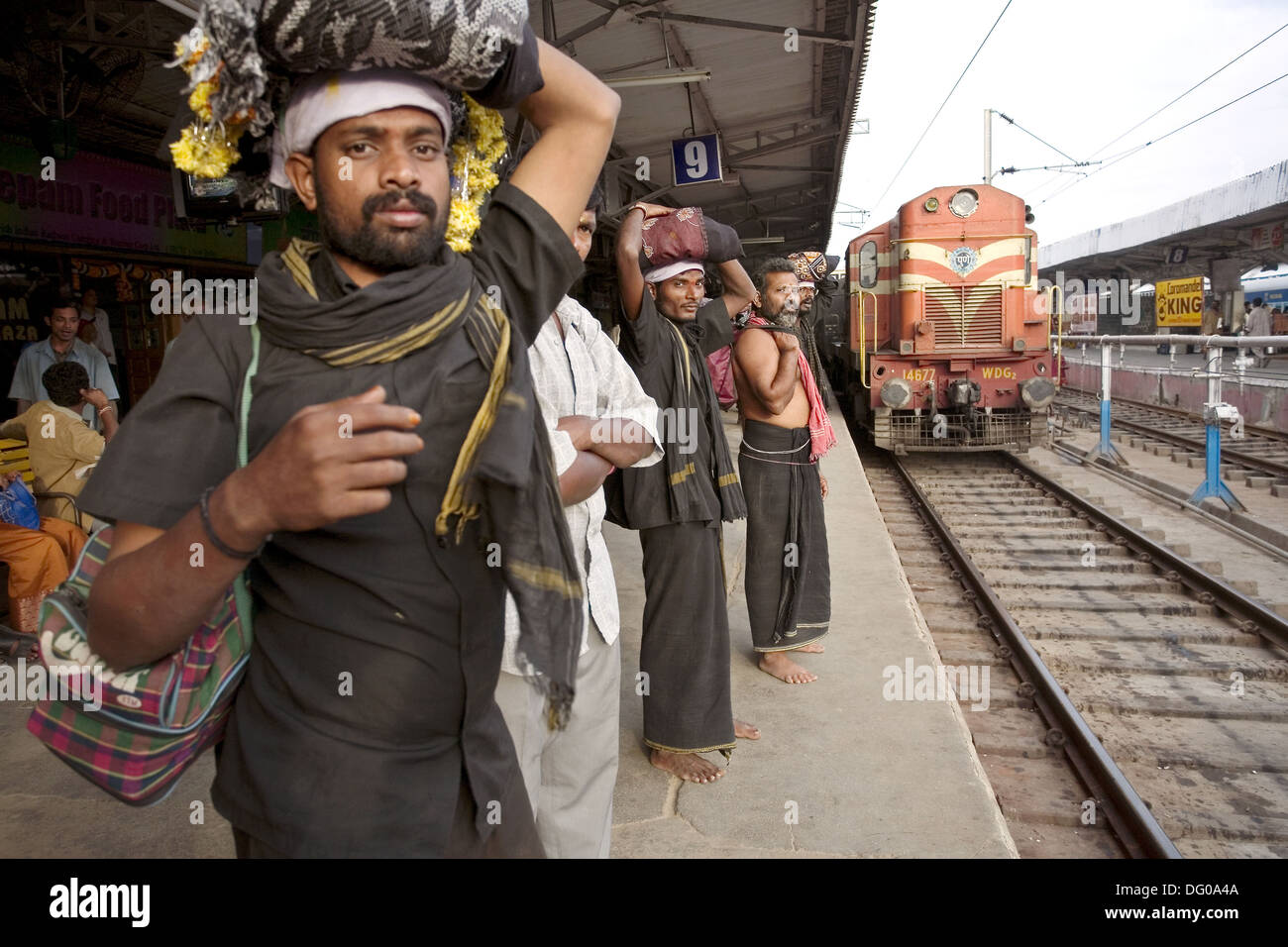 Sabarimala temple in kerala hi-res stock photography and images - Alamy