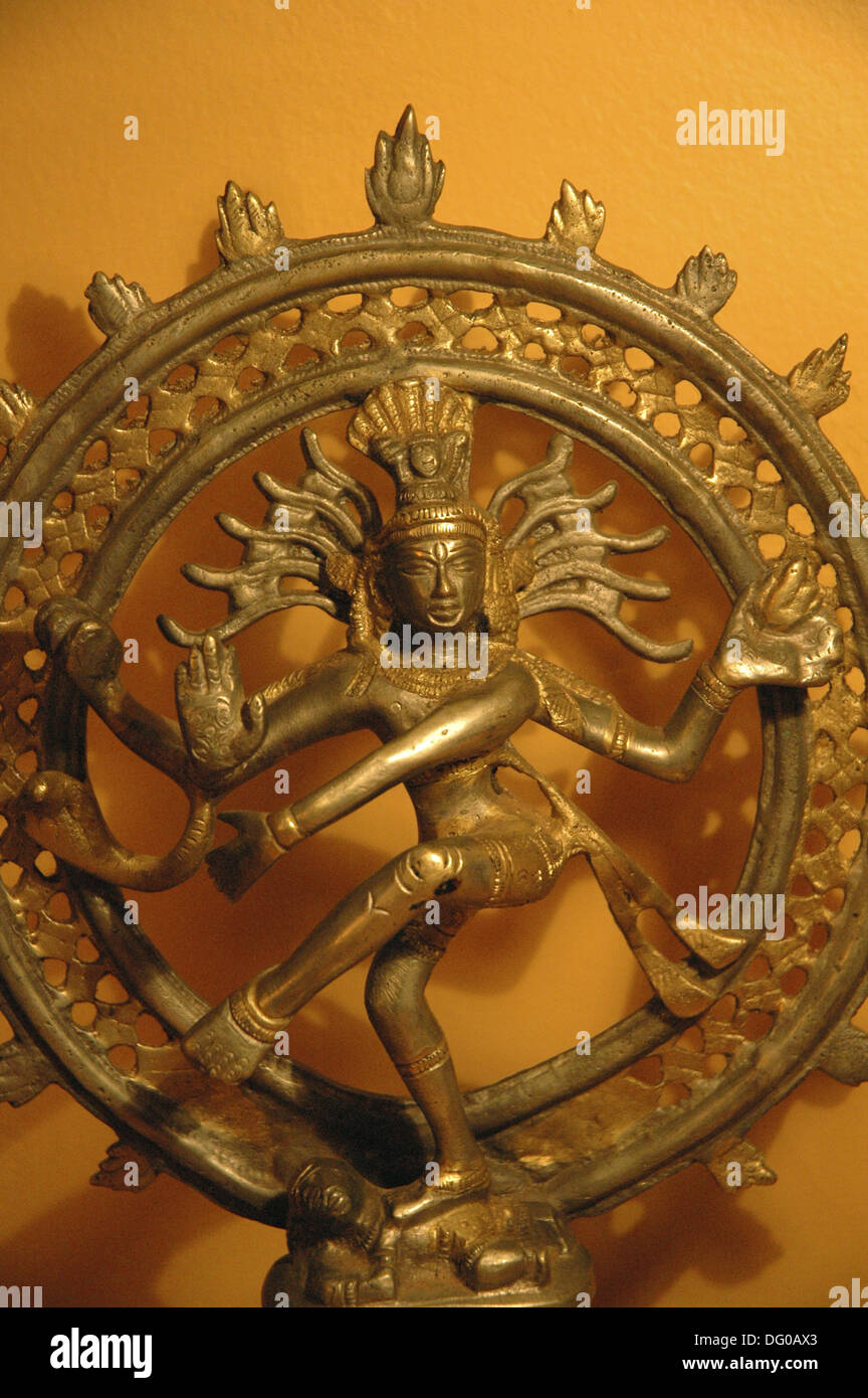 Indian golden statue, representing Nataraja (Shiva Stock Photo - Alamy
