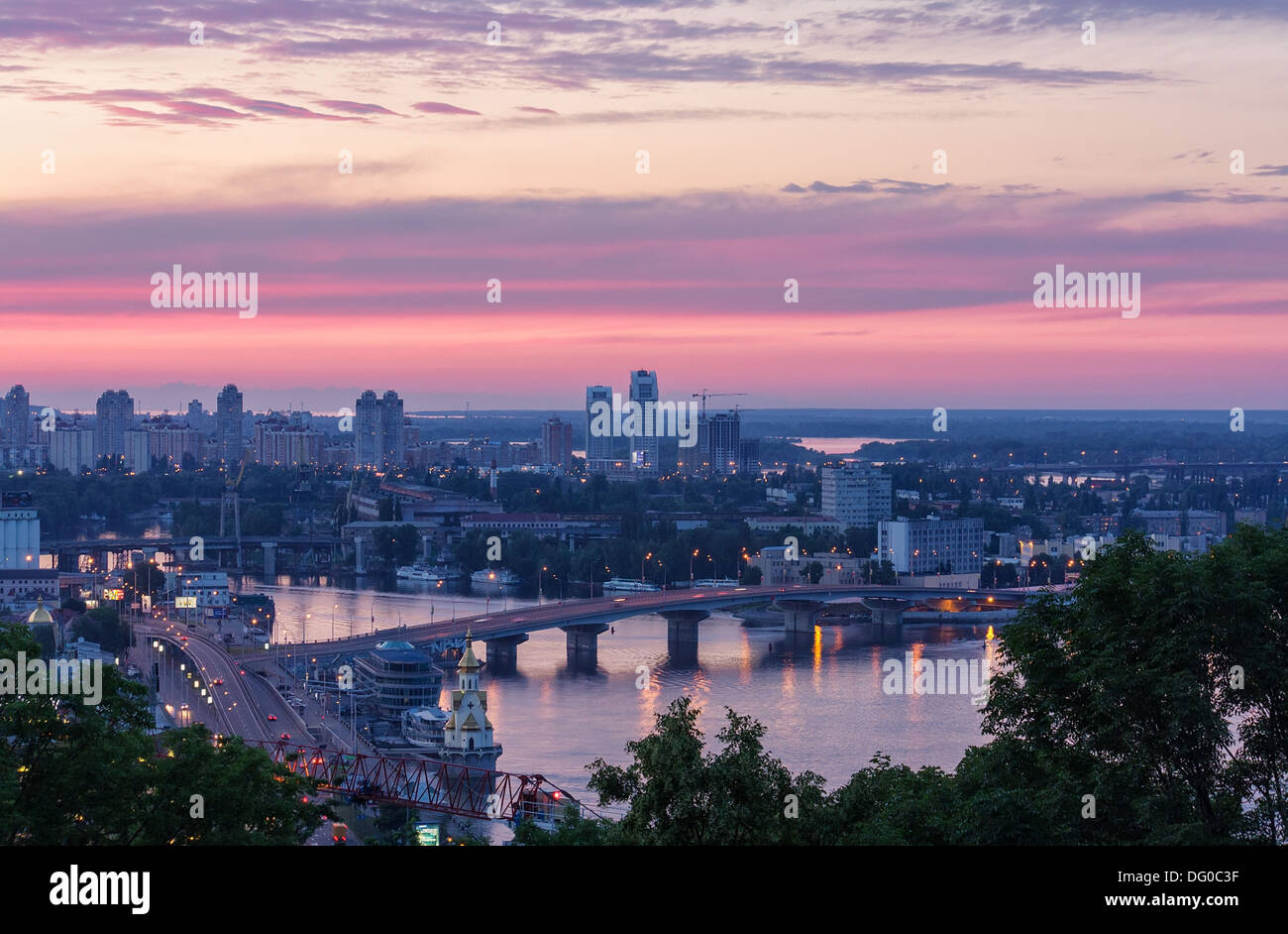 Beautiful view of the Dnieper river and bridge in Kyiv (Ukraine) at ...