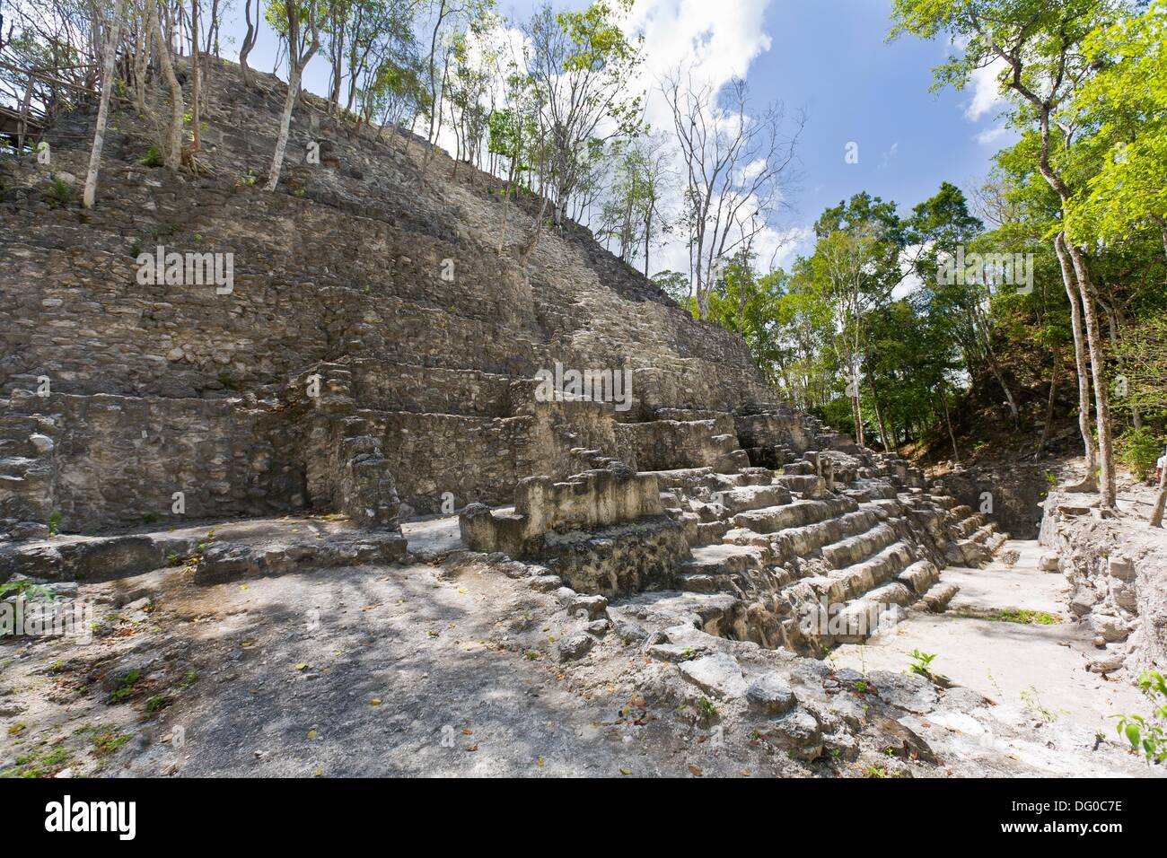 La danta pyramid hi-res stock photography and images - Alamy