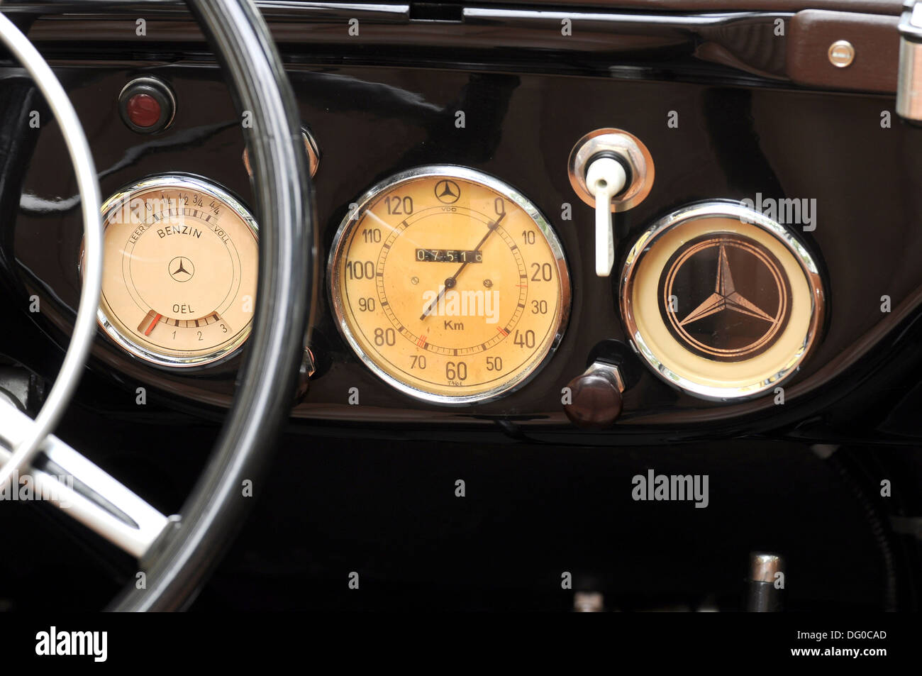 auto, car, mercedes, veteran, history, transportation Stock Photo - Alamy