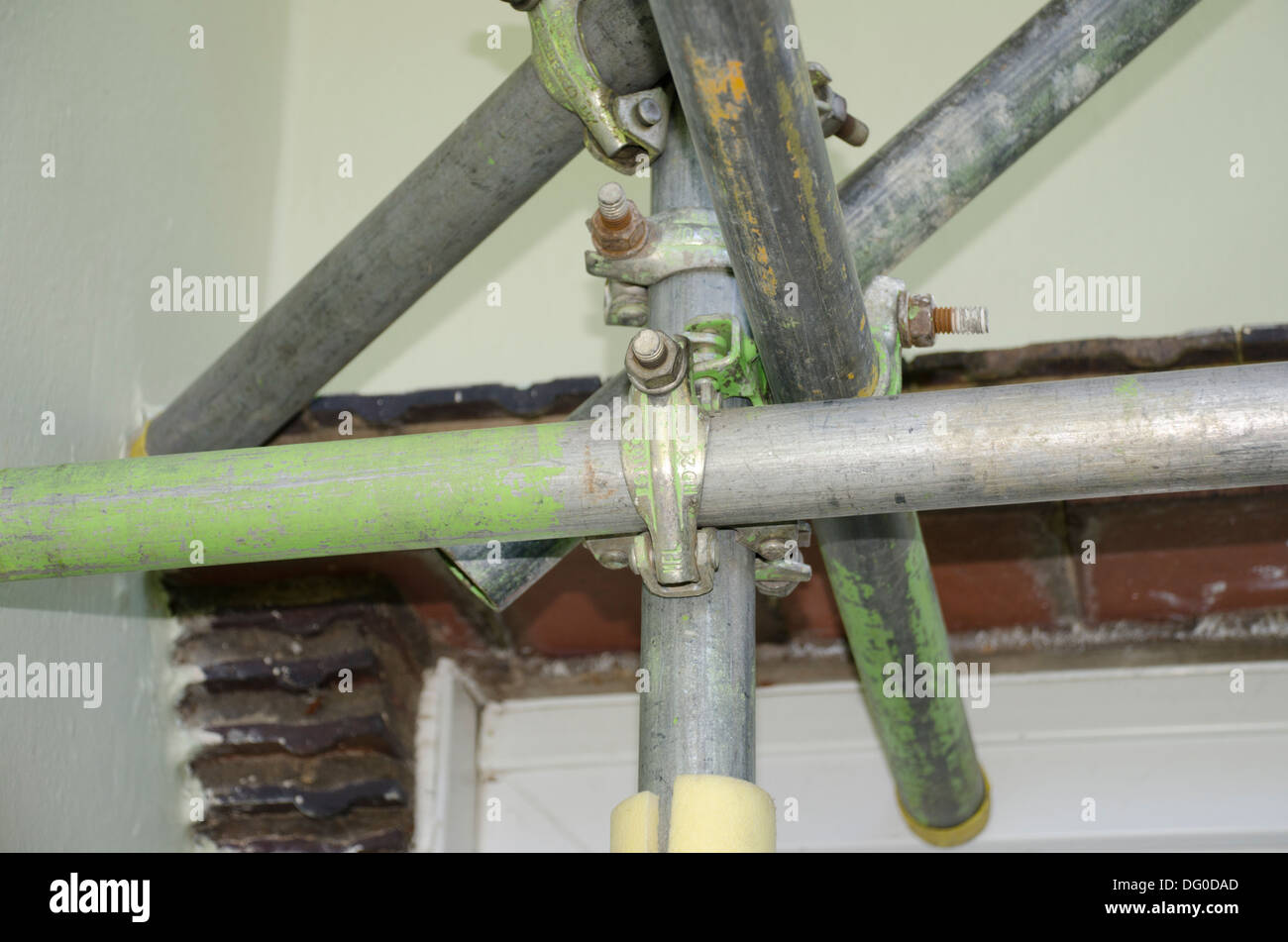 Scaffolding bolts hi-res stock photography and images - Alamy