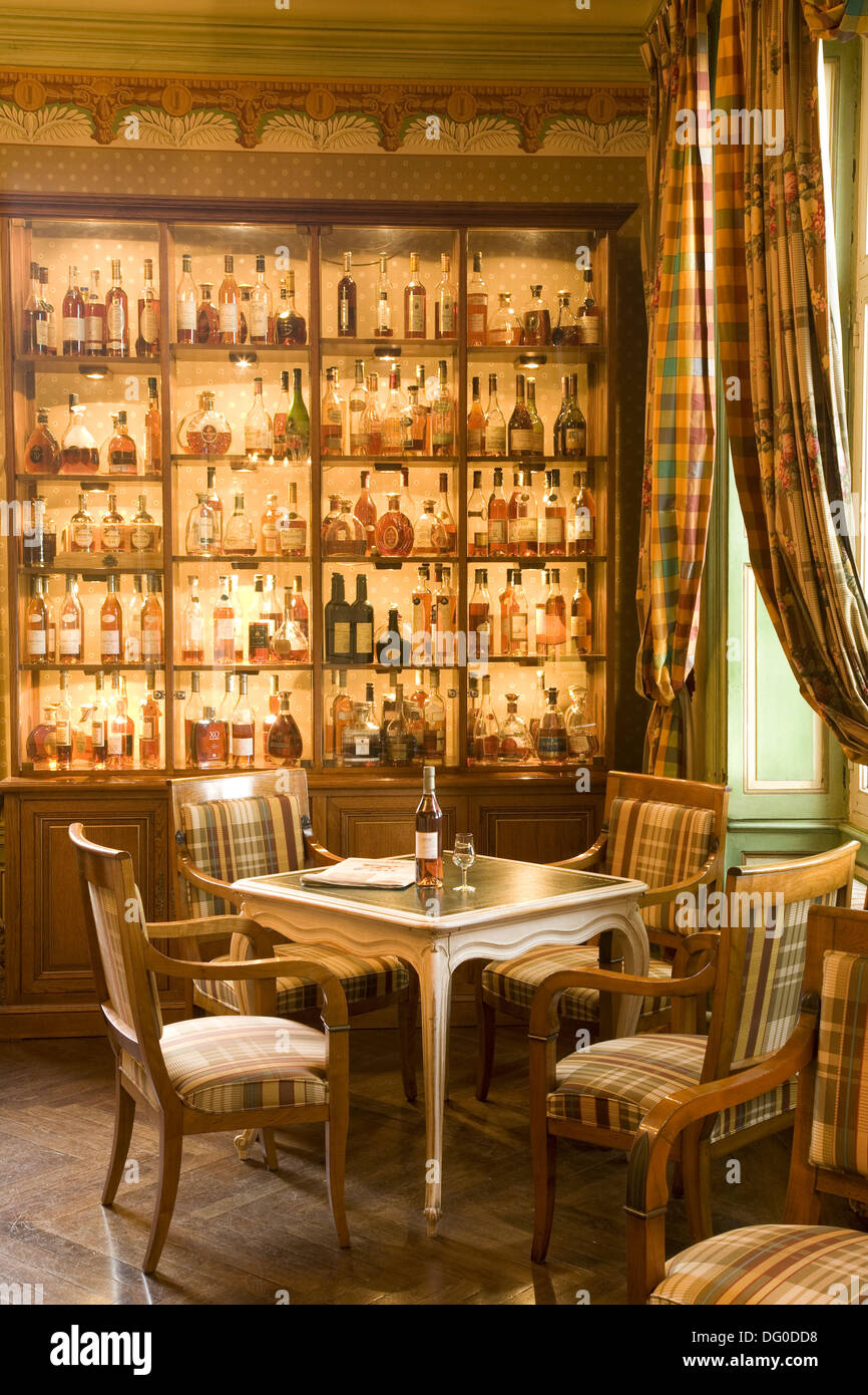 Cognac bottle france hi-res stock photography and images - Alamy