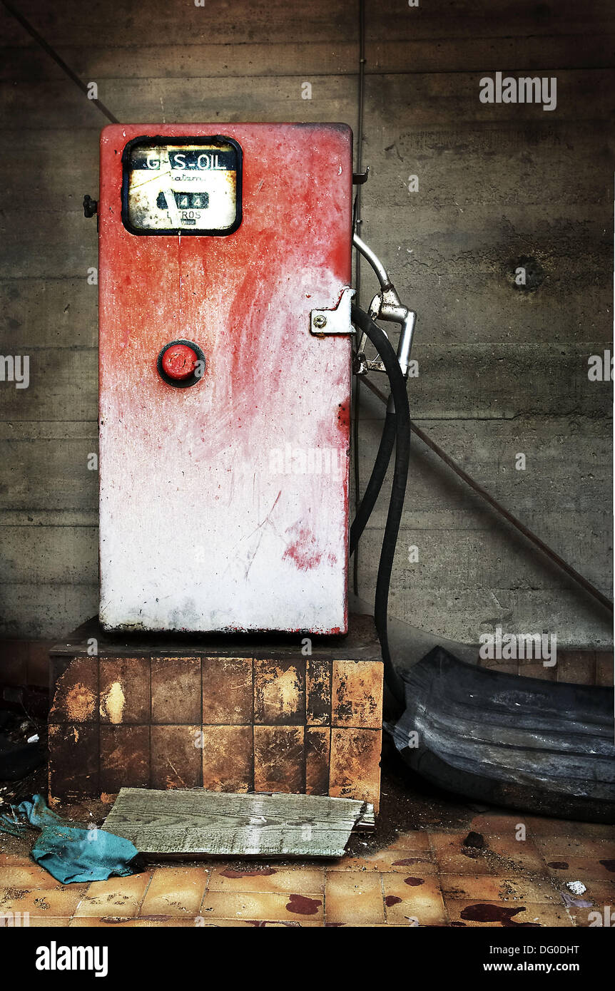 Petrol pum hi-res stock photography and images - Alamy