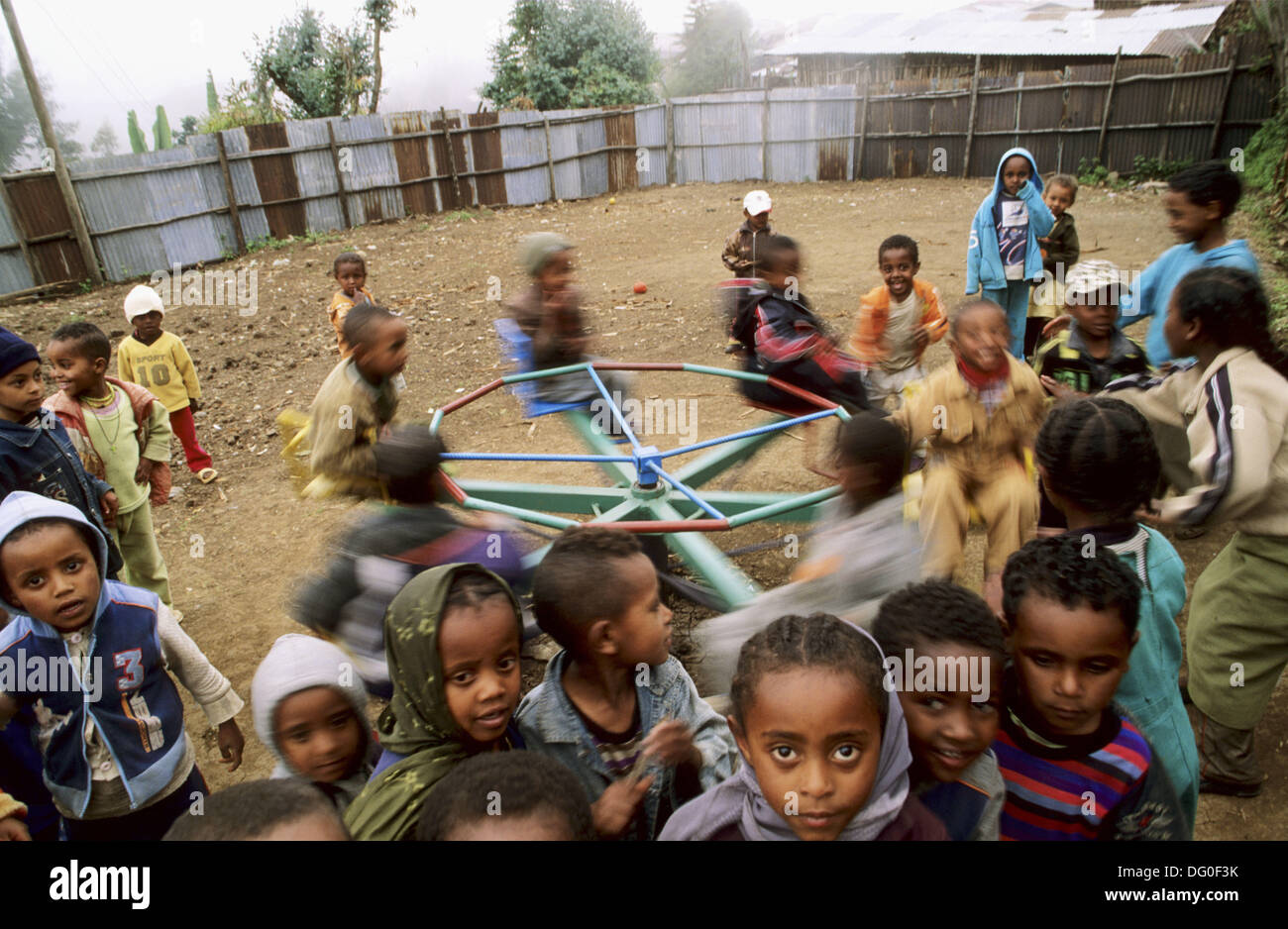 Kids playing ethiopia hi-res stock photography and images - Alamy